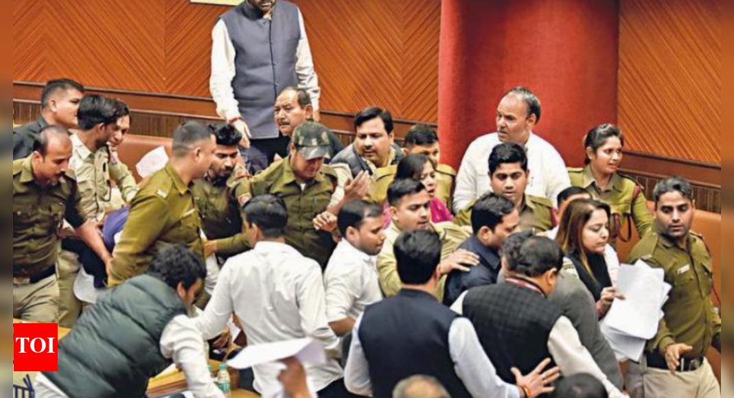 No re-election for MCD panel: Delhi HC | Delhi News - Times of India