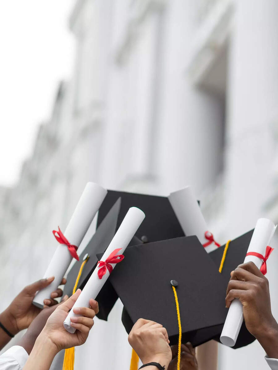 Top 10 Student Fellowship Programs In India | Times of India