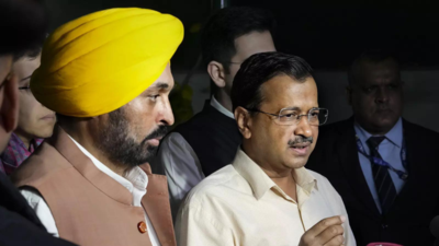 Manish Sisodia is innocent, his arrest is dirty politics, says Delhi CM Arvind Kejriwal | Delhi ...