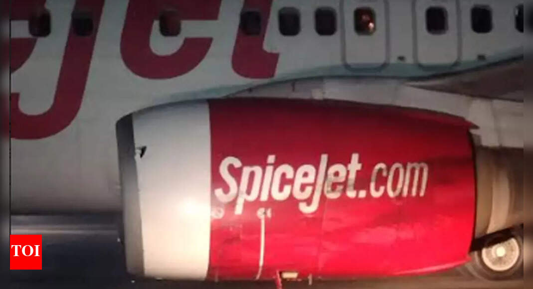SpiceJet flight emergency landing: Bangkok-bound flight engine blade ...