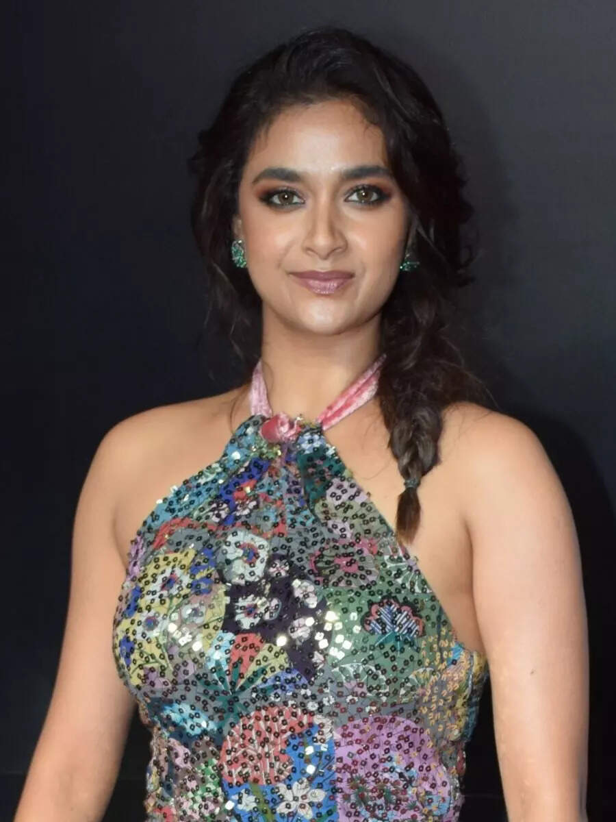 Keerthy Suresh’s ultimate guide to looking effortlessly chic | Times of ...