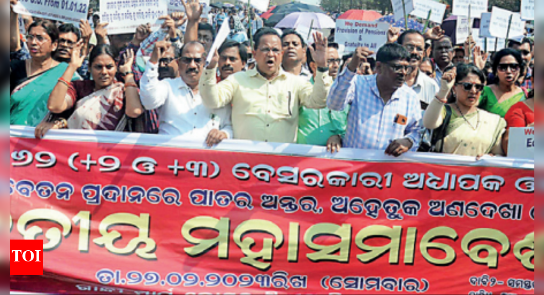 3.5 lakh higher secondary students sit for tests today amid teachers ...