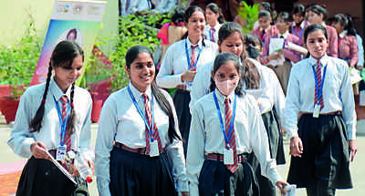 Class X Board Examinees Find English Paper Easy, Balanced | Patna News ...