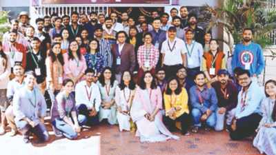 Sun: First Space-based Indian Mission To Study Sun Discussed At Iit-bhu ...