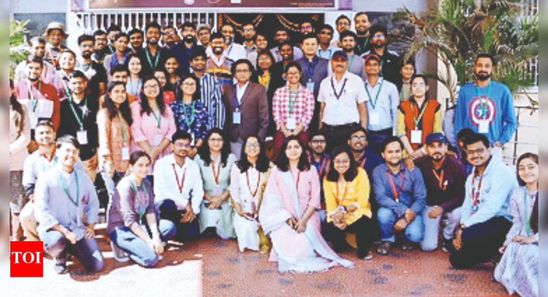 Sun: First Space-based Indian Mission To Study Sun Discussed At Iit-bhu ...