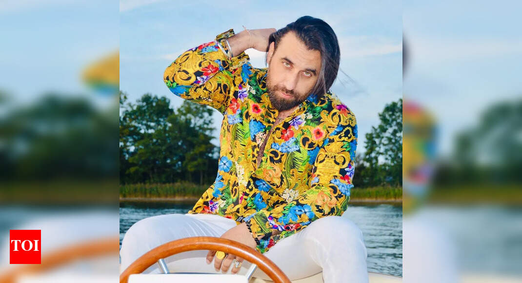 Dodi Khan says Mithun Chakraborty and Amitabh Bachchan inspired him a ...