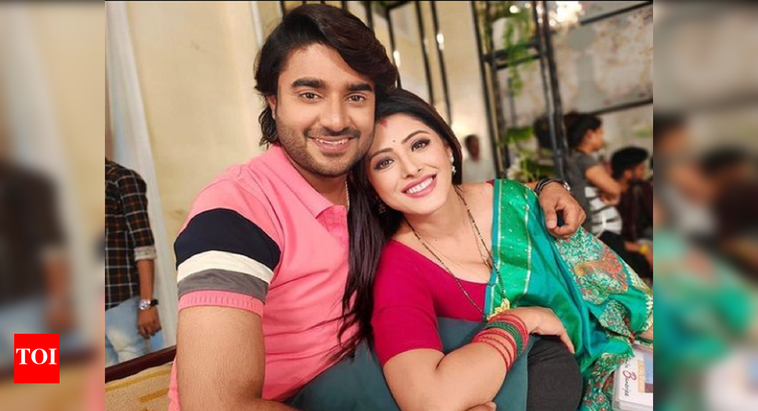 Sanchita Banerjee and Pradeep Pandey Chintu starts shooting for 'Beta ...