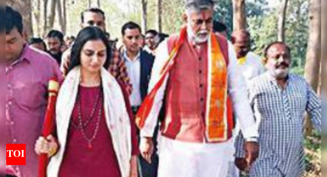 'Water woman' begins 960 km-long walk from Gomti river source in Uttar ...