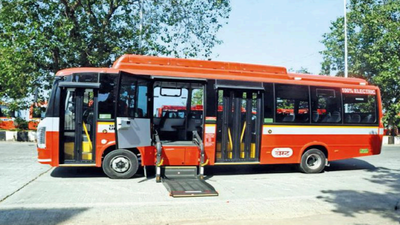 Nashik: Msrtc To Ply 15 E-buses On Busy Nashik To Pune Route | Nashik ...