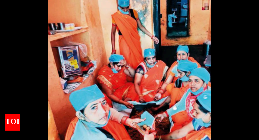 Dham: Kashi Vishwanath Dham Sweetens The Deal For Women Prasad Makers ...