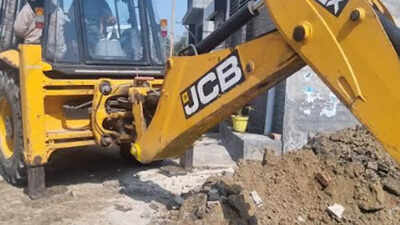 GLADA demolishes four illegal colonies near Ludhiana-Dhandra Road ...