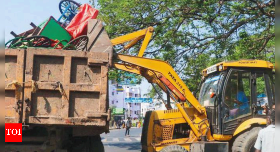 Footpath shops near Egmore station in Chennai removed | Chennai News ...