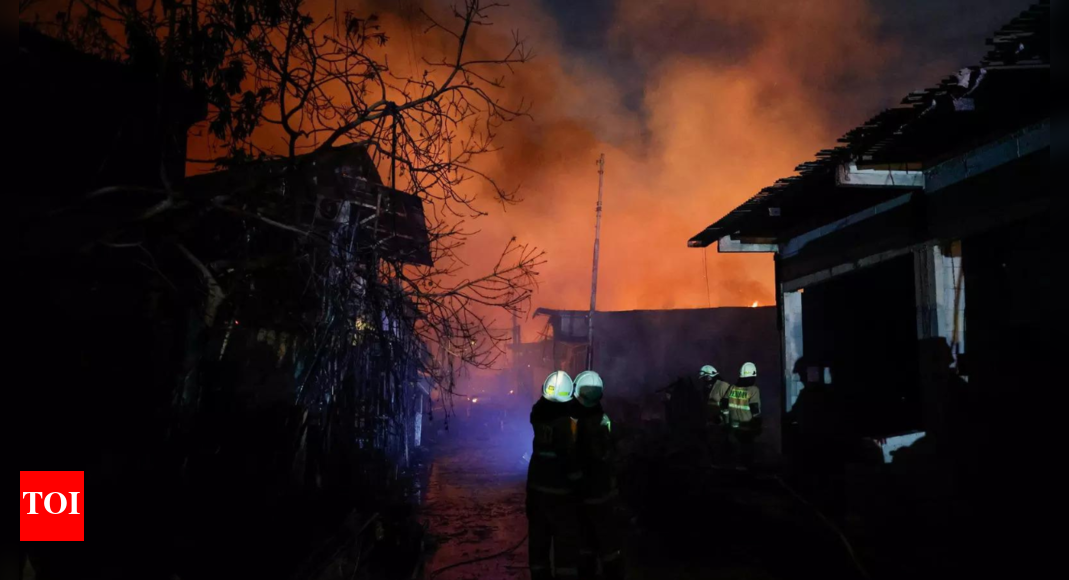 Pertamina: Fire at Indonesia's Pertamina fuel storage station kills 16 ...