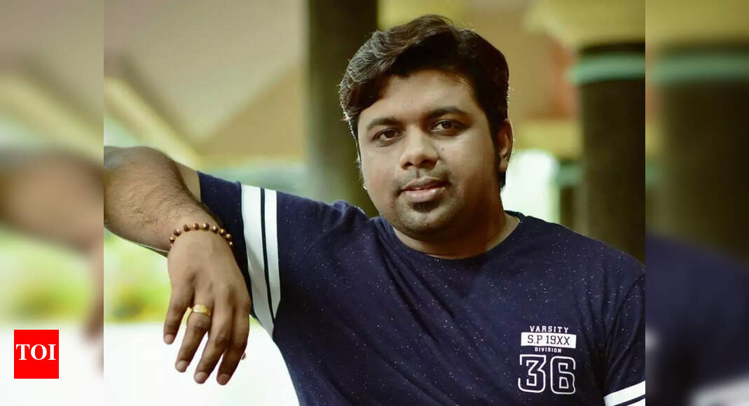 Jimikki Kammal singer Renjith Unni to debut as Kollywood composer ...