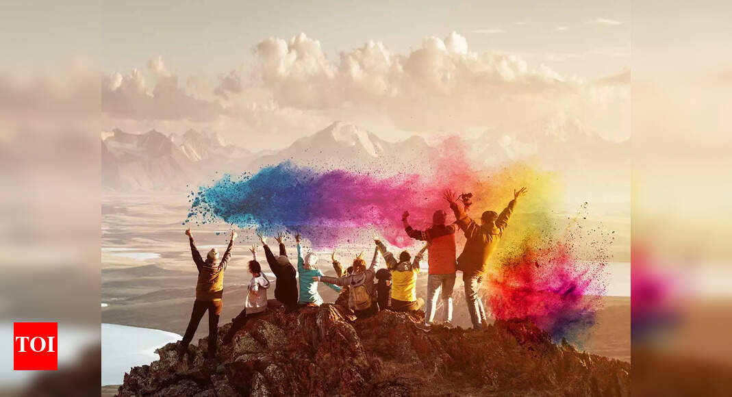 A chill & cozy Holi-day:Rang barse in the hills! - Times of India