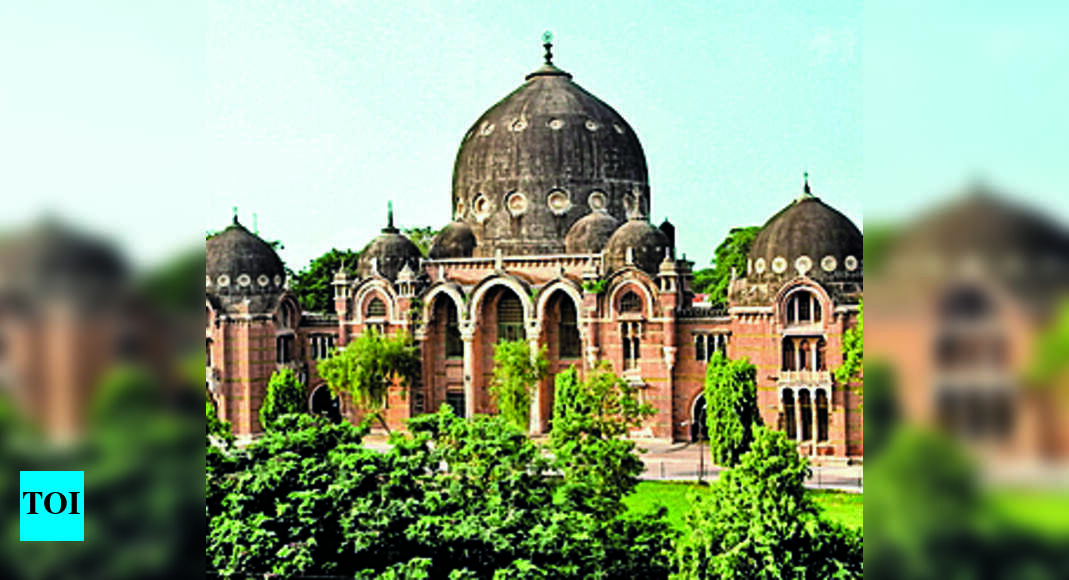 Msu: Under Msu Syndic’s Threat, Vc Declares Convocation Date | Vadodara ...