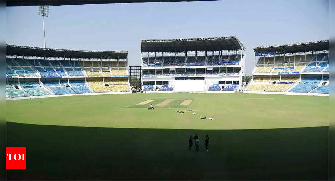 Faiz Sheikh, Manish Ahuja star as Navniketan CC book semis berth ...