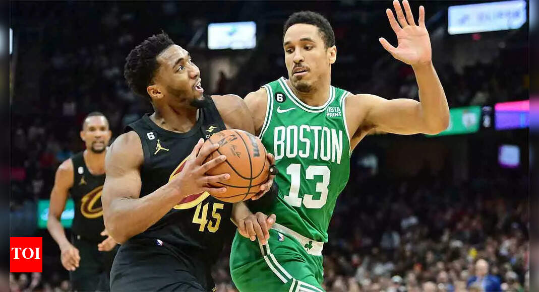 NBA: Cleveland Cavaliers sink Boston Celtics in overtime | NBA News - Times of India