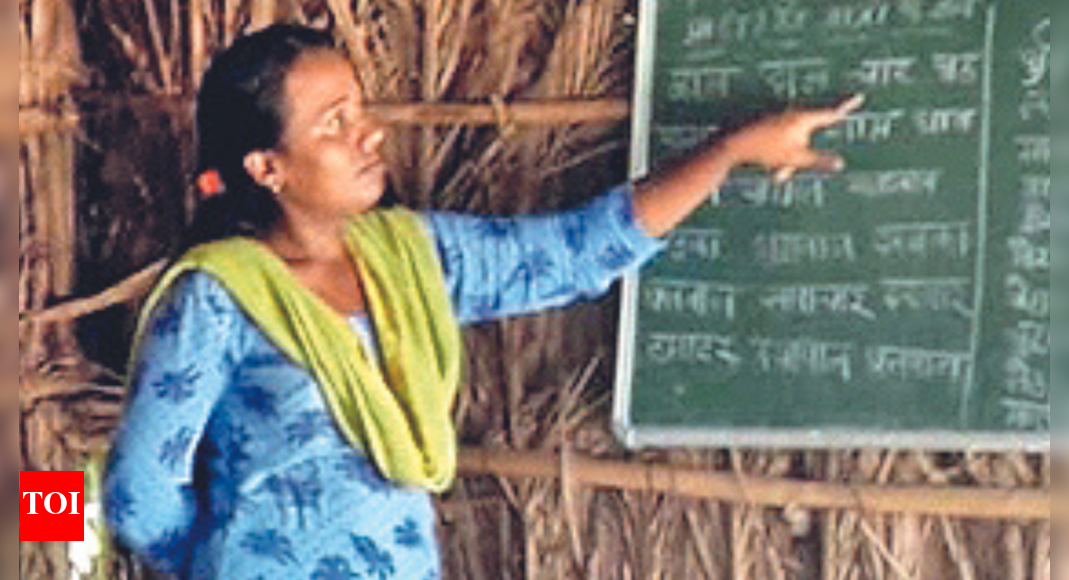 Pakistan: Pakistan-born Teacher Works To Lighten Burdens Inherited From ...