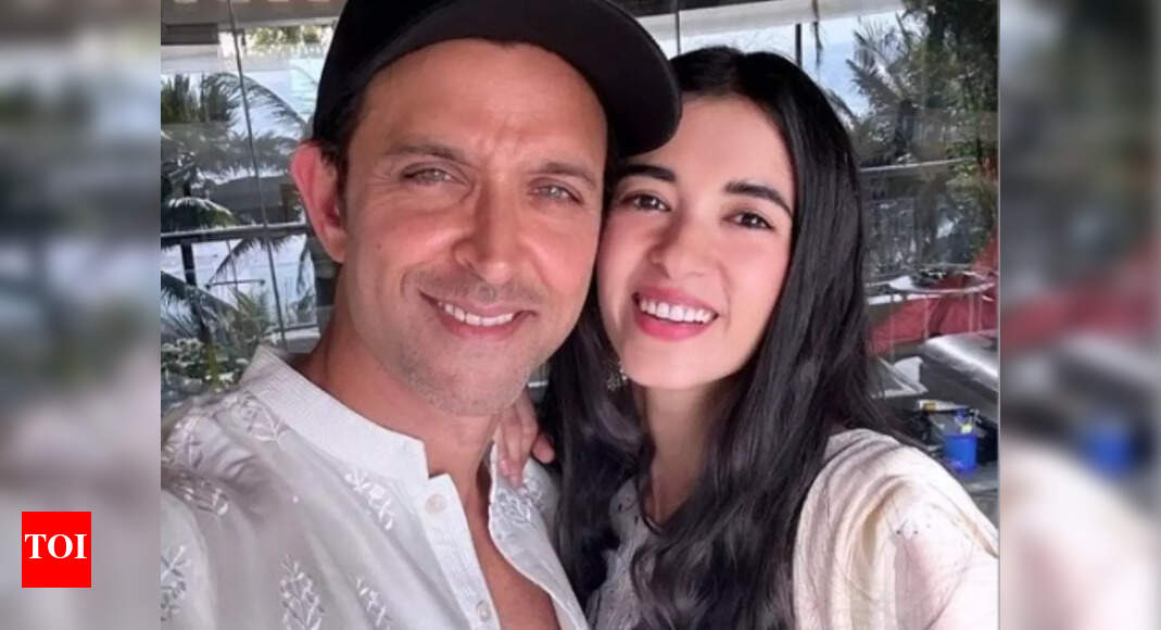 Hrithik Roshan's girlfriend Saba Azad says that it bothers her when ...