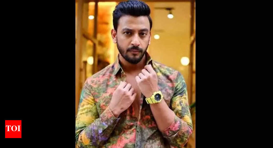 Bonny Sengupta questioned by ED for 4 hours in cash-for-job scam in ...