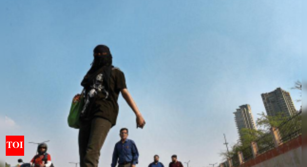 Noida weather: Winds keep maximum temperature in check, air moderate ...