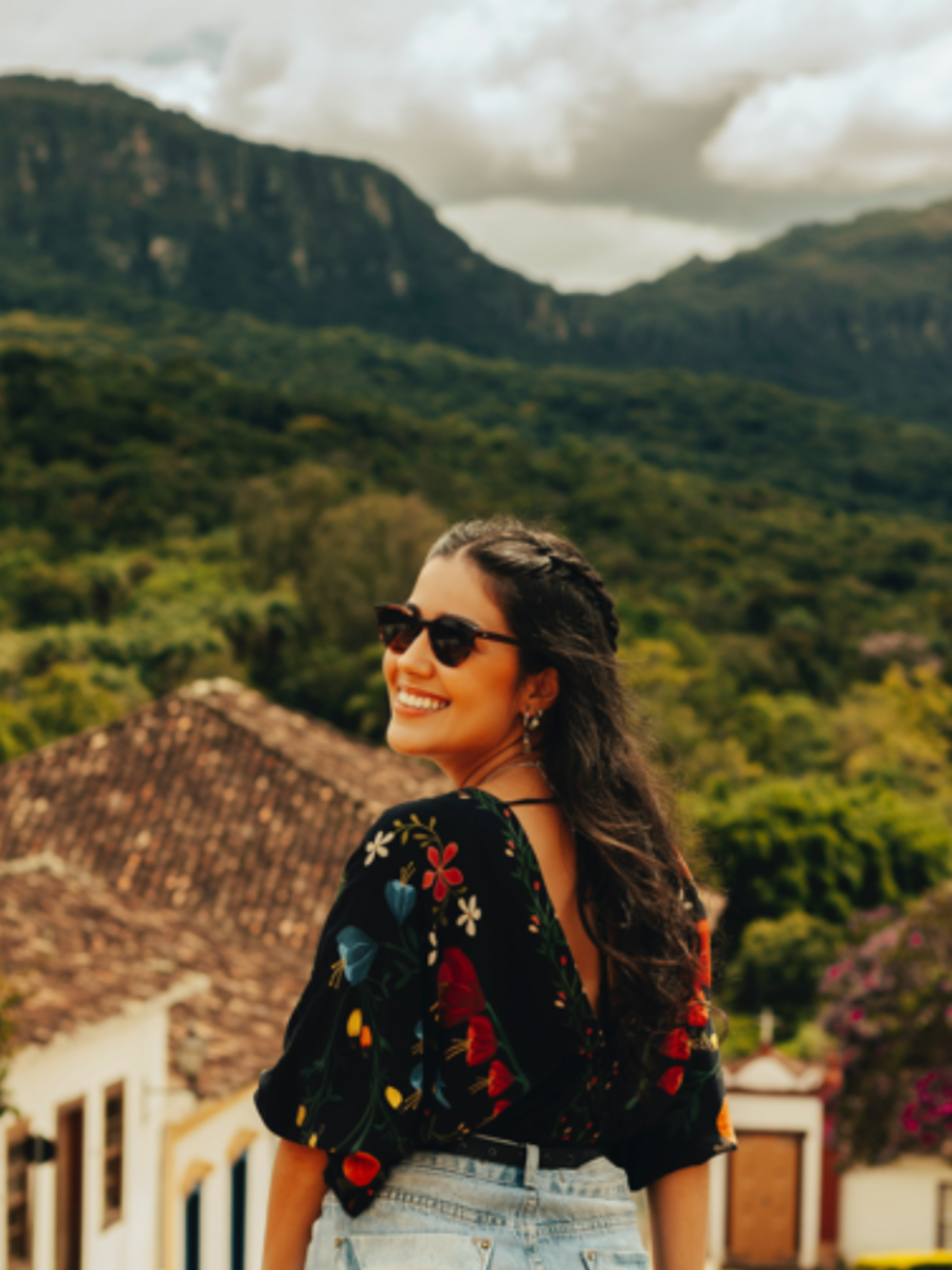 10 Fashion tips every short girl should know | Zoom TV