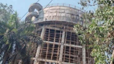 Esr: 7cr Under-construction Water Tank Leaking: Locals | Navi Mumbai News - Times of India