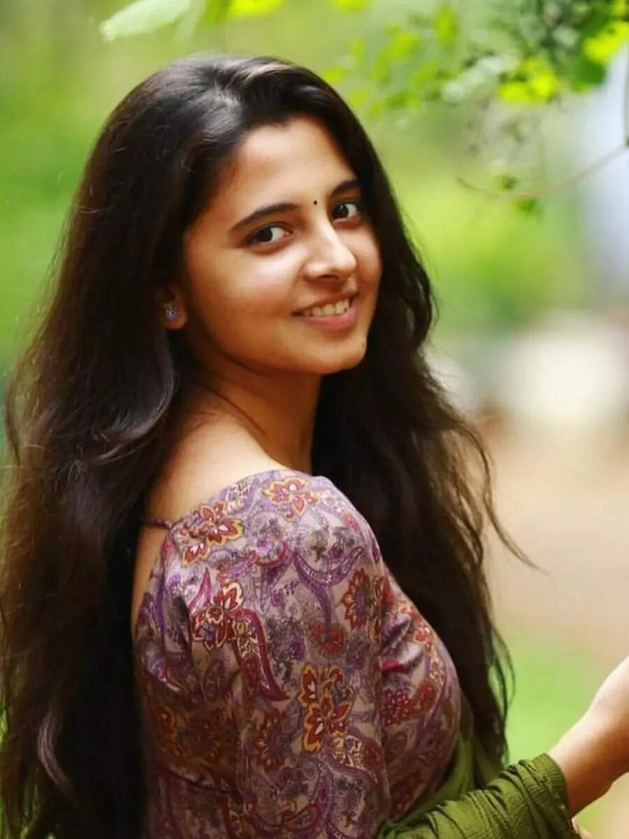 'Ayothi' actress Preethi Asrani's charming pictures you can't miss ...