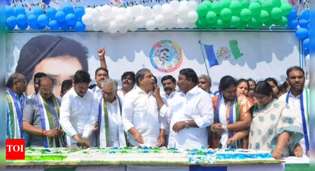 YSRCP celebrates formation day on grand note, AP CM YS Jagan thanks ...
