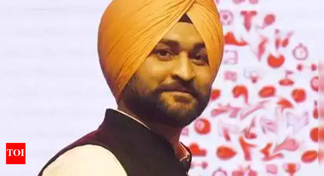 Sandeep: Sack Sandeep By April 10 Or Face Protests: Khaps To Govt ...