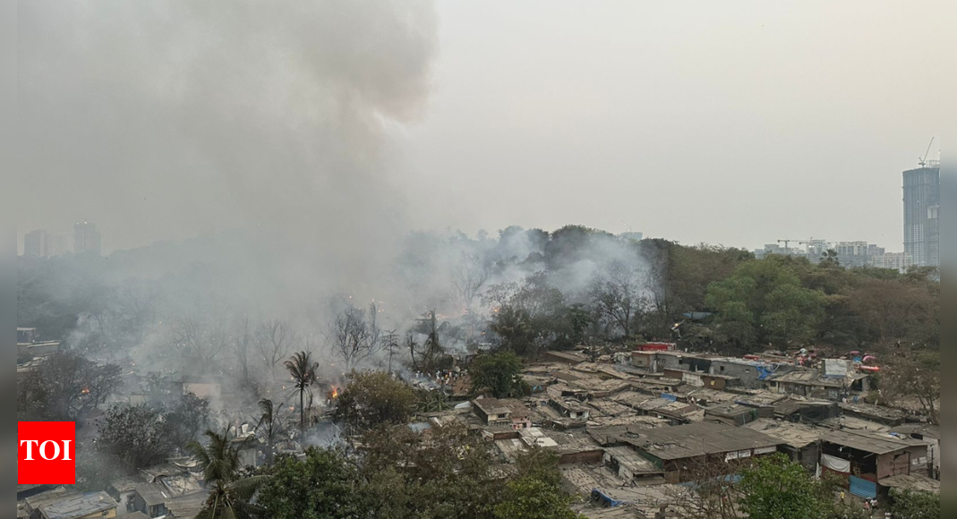 Maland Fire News: Deadly fire kills one in Mumbai's Malad slum; second ...