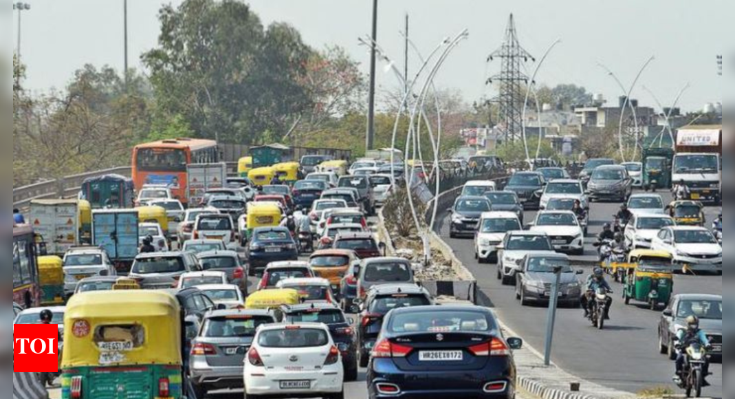 Delhi's Ashram flyover a relief, but traffic mess not over yet | Delhi ...