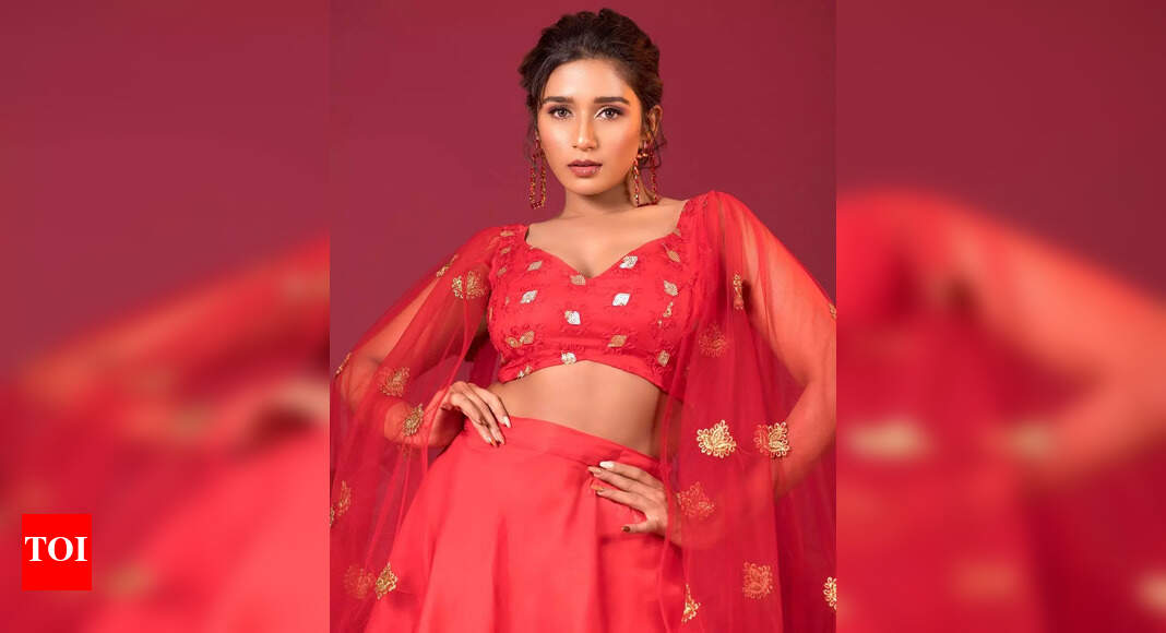 Jahnvika Kalakeri to play Suneel Rao’s wife in Veer Savarka biopic ...