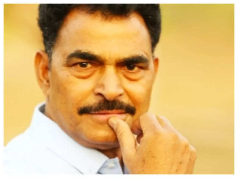 'Green' actor Sayaji Shinde escapes bee attack during tree re ...