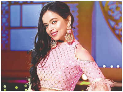 I quit a corporate job to be an actor: Megha Ray - Times of India