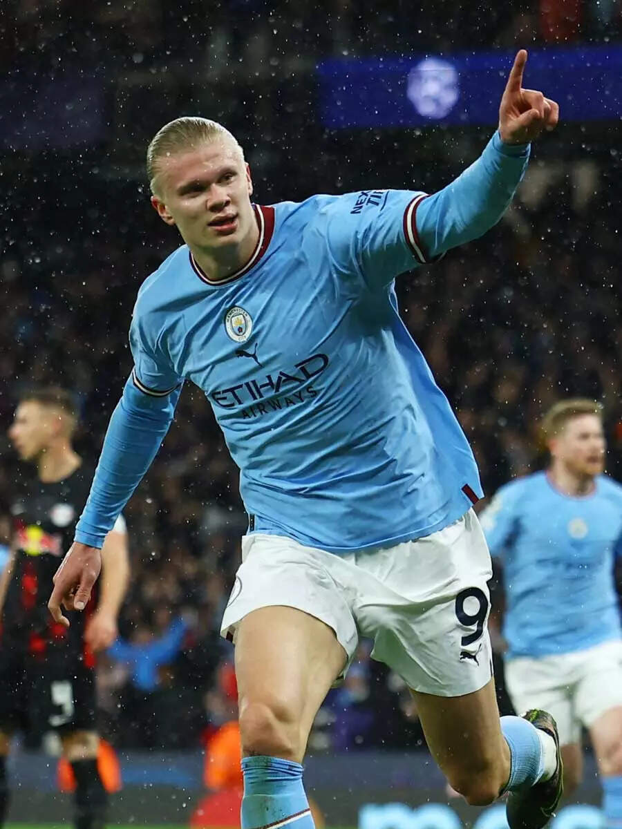 The Haaland 'High Five' | Times of India