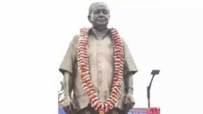 BJP pays homage to Kanshi Ram to woo Dalits before 2024 polls | Lucknow ...