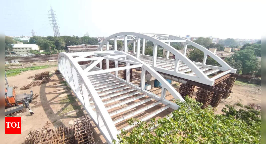 Two out of six bowstring girders placed on Chennai’s Elephant Gate ...