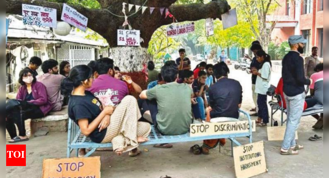 FTII-Pune students protest against disabled pupil's lack of access to ...