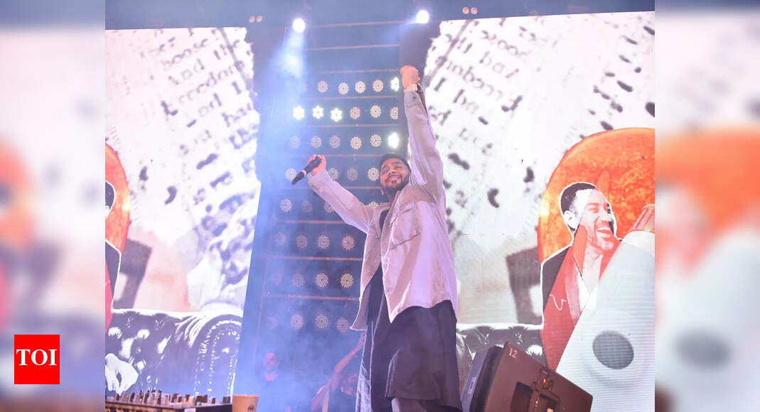 Ritviz swoons his ‘pyari Pune ki janta’ | Events Movie News - Times of ...