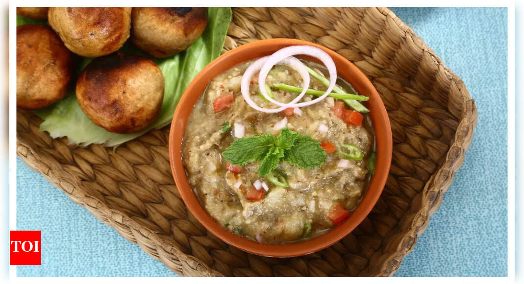 Twitter calls Litti Chokha a ‘Dhoka’, here’s why - Times of India