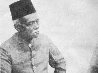 Master poet who wove Hindustani poetry with Hindi film songs | Hindi ...