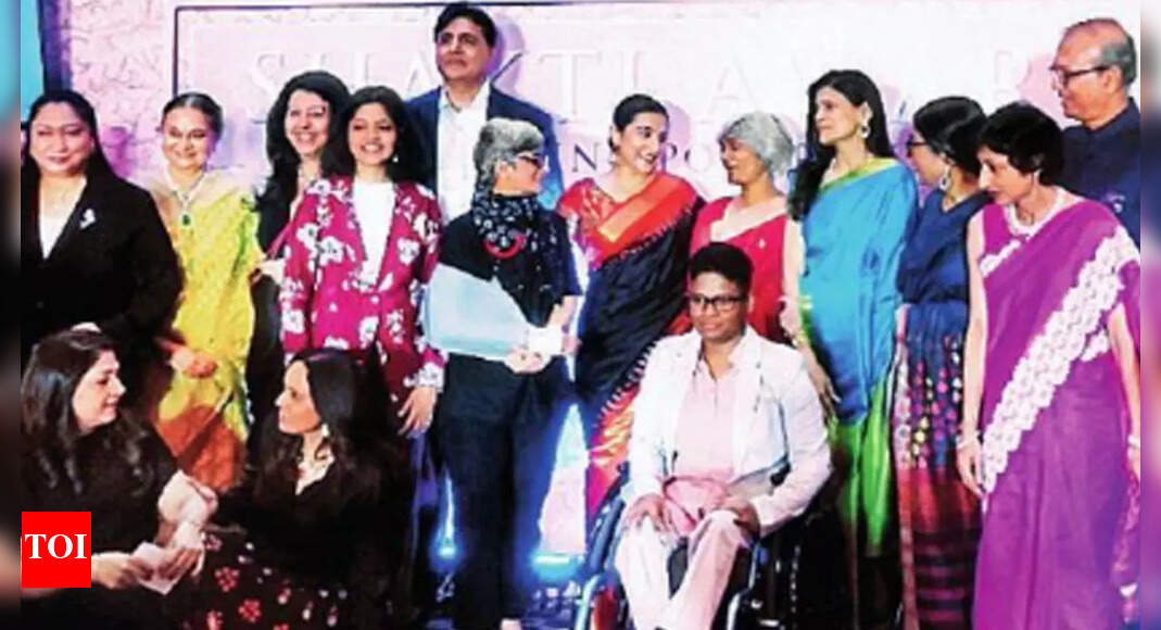 Vidya Balan, Neerja Birla, Amla Ruia among 15 women awarded Rotary ...