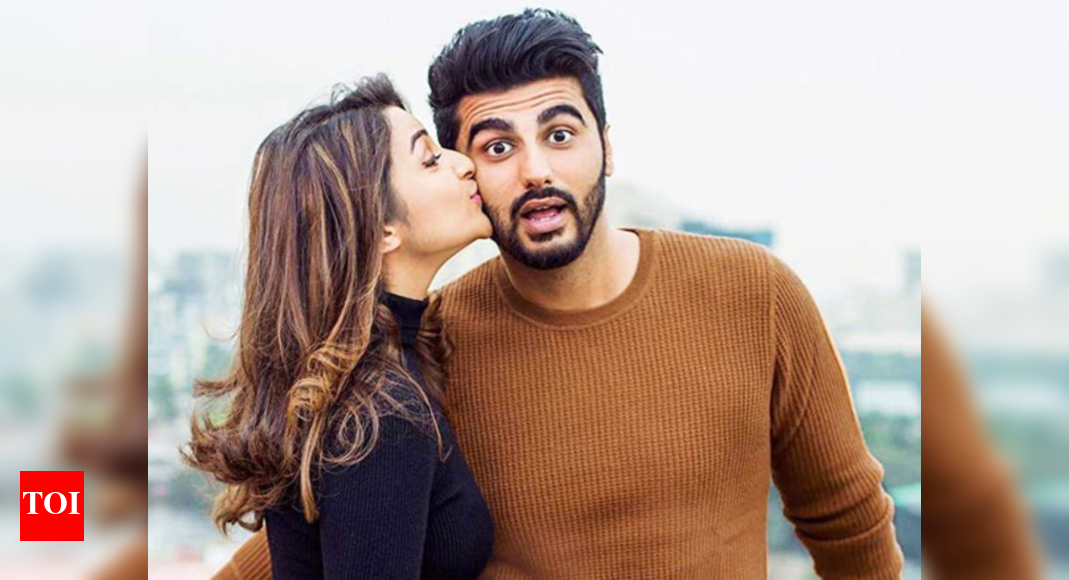Arjun Kapoor marks release anniversary 'Sandeep Aur Pinky Faraar' as ...