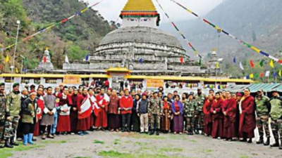 Dalai Lama: Tree Planted By 14th Dalai Lama Near Lac In Arunachal A Big ...