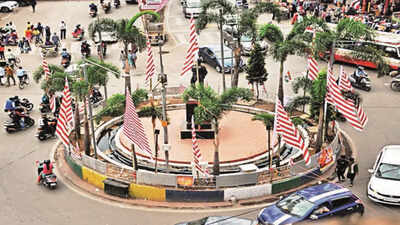 Ranchi gears up to celebrate Sarhul, tribal residents hoist Sarna flags ...