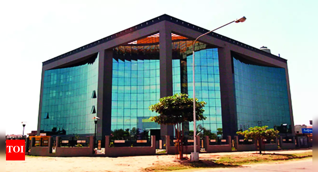 Mohali: Mohali Civic Body Eyes 2.9cr Revenue From Single Advt Site | Chandigarh News - Times of ...