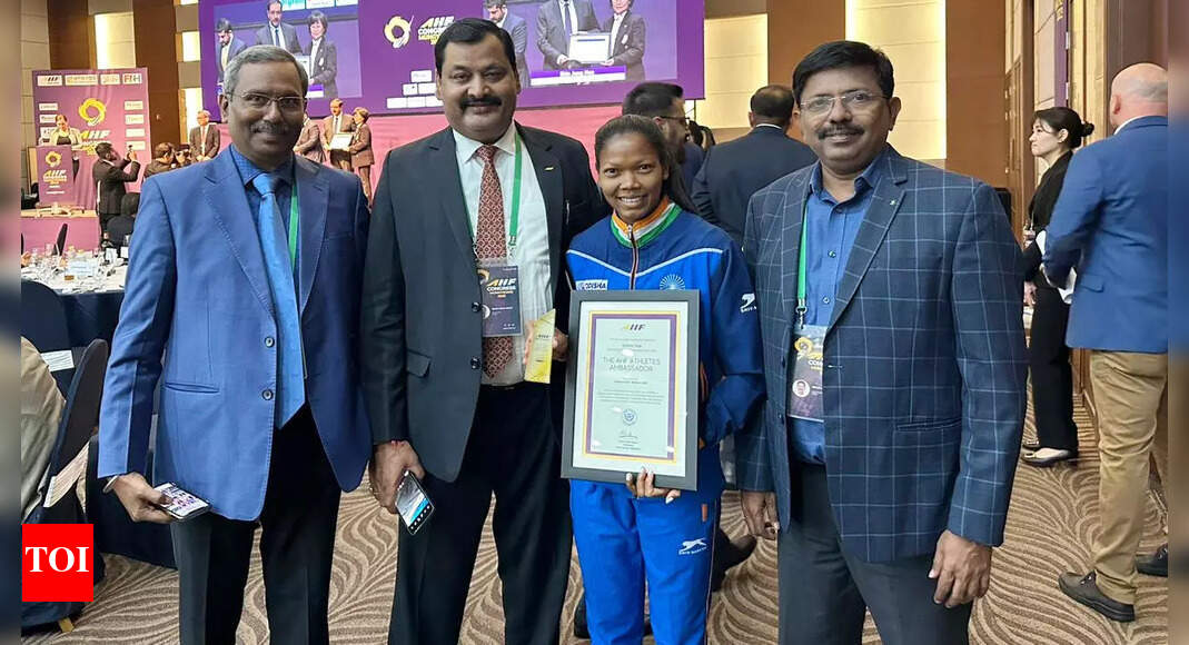 Salima Tete: Indian hockey player Salima Tete appointed AHF Athletes ...