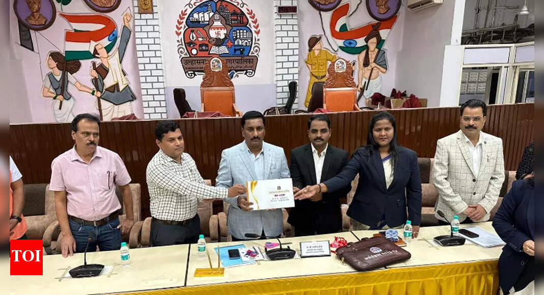 Ulhasnagar Municipal Corporation chief presents Rs 843-crore budget ...
